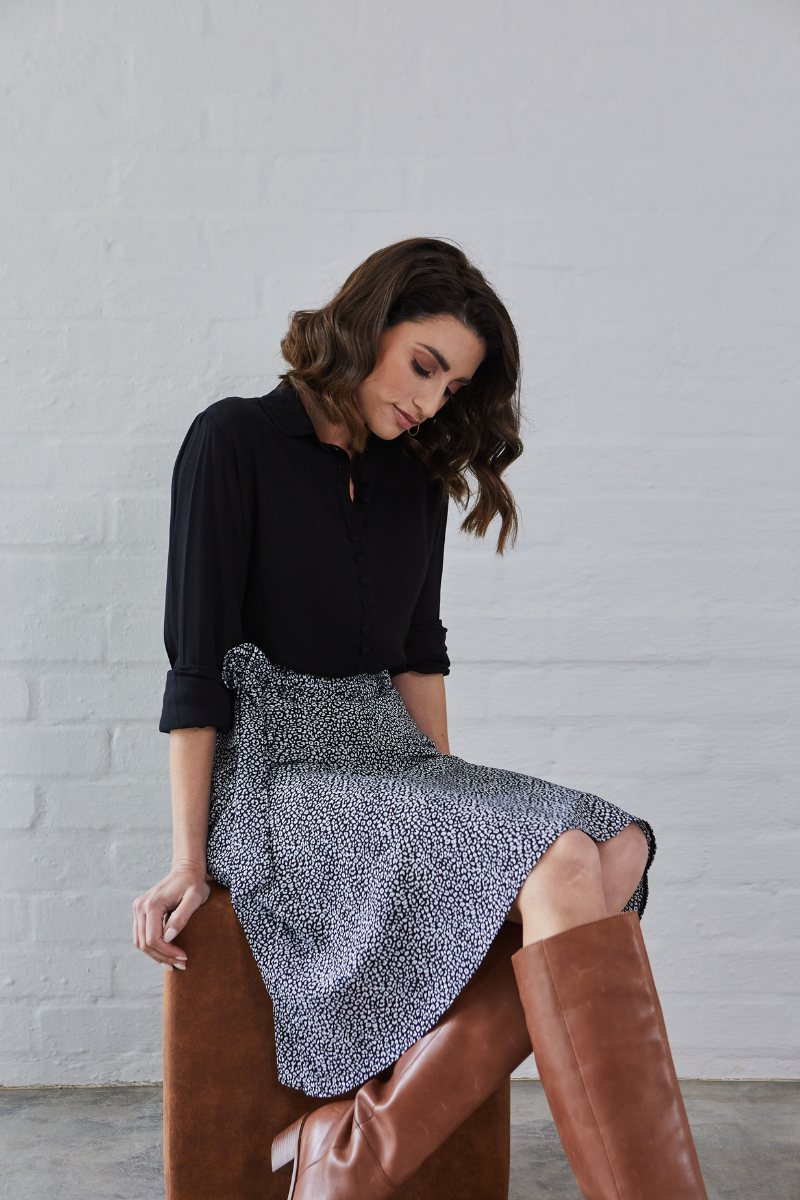 Shop Skirts – Strength & Honour Shop